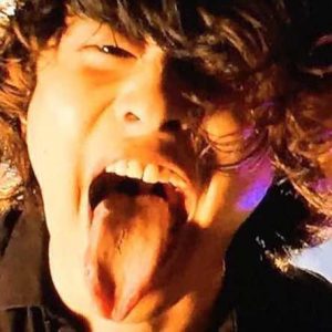磯部寛之さんの前歯や歯並び - 僕の審美歯科ガイド｜前歯の差し歯治療で後悔しないための情報源